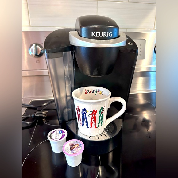 Keurig | Kitchen | Keurig Black Kclassic Coffee Maker Kcup Pod Single ...